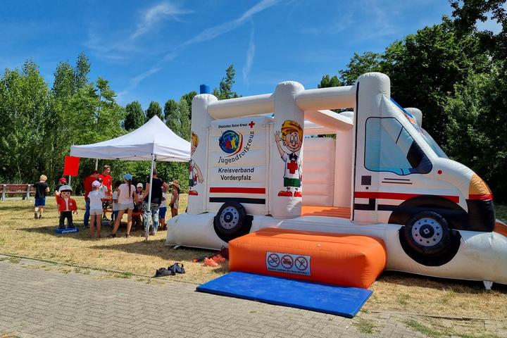 Hüpfburg für das Jugendrotkreuz - RheinNeckarHelden